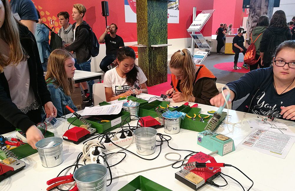 Epoxy Solar Panel - Small and Flexible Solar Panel Manufacturer-Huaxu Solar